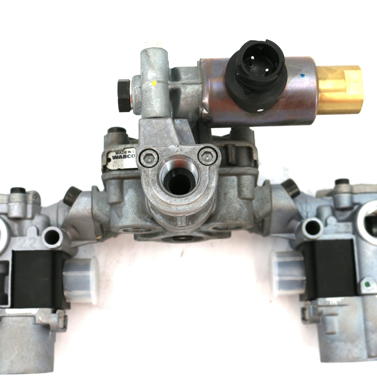 VOLVO ­-­ 20540690 ­-­ RELAY VALVE – Iron Wing Parts
