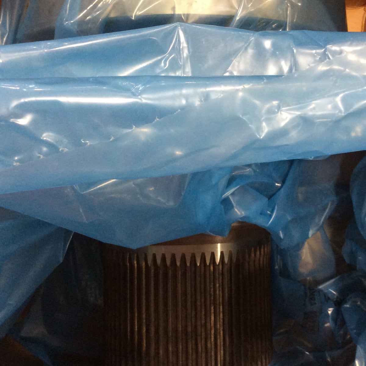 DANA SPICER ­-­ 2114129 ­-­ SPINDLE – Iron Wing Parts