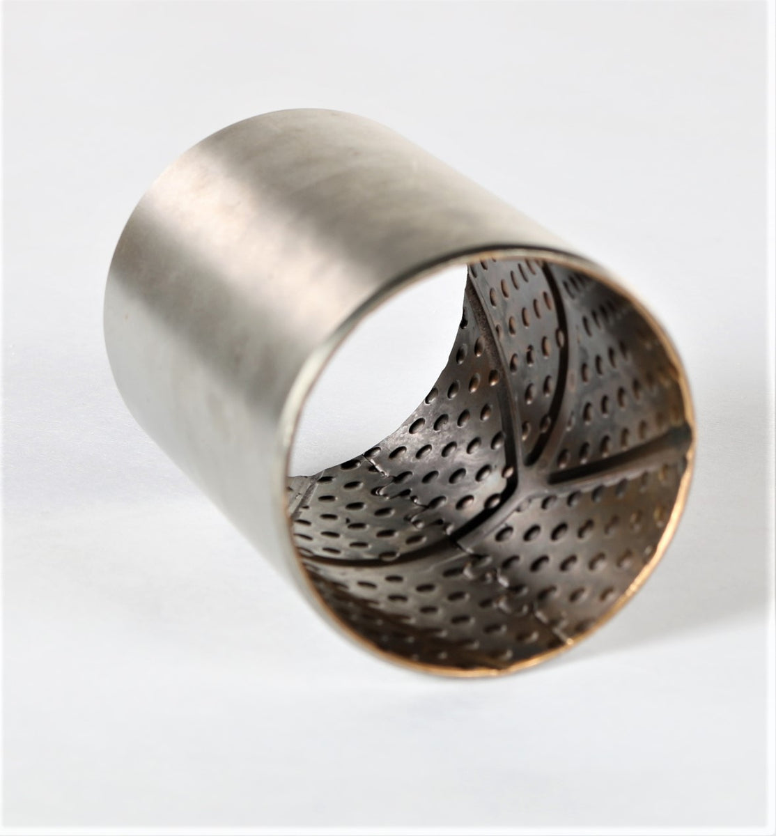 MERITOR ­-­ R210082 ­-­ KING PIN - BUSHING – Iron Wing Parts