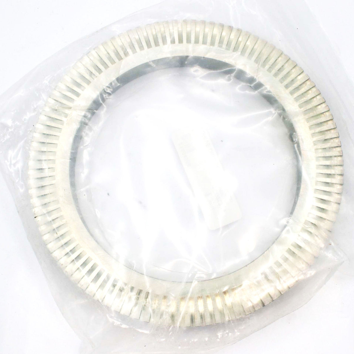 MACK ­-­ 21404056 ­-­ RING – Iron Wing Parts