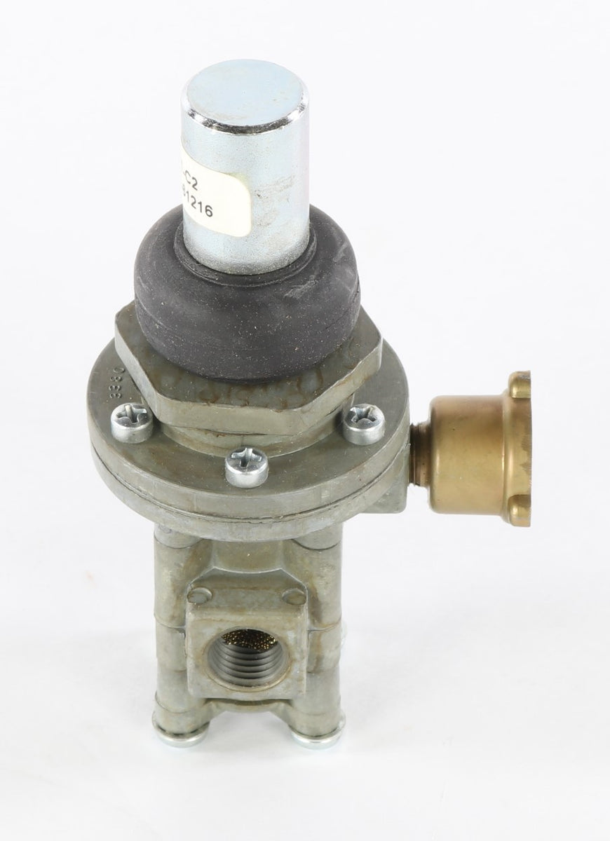 WILLIAMS CONTROLS ­-­ WM331C2-110227 ­-­ FOOT CONTROL VALVE – Iron Wing ...