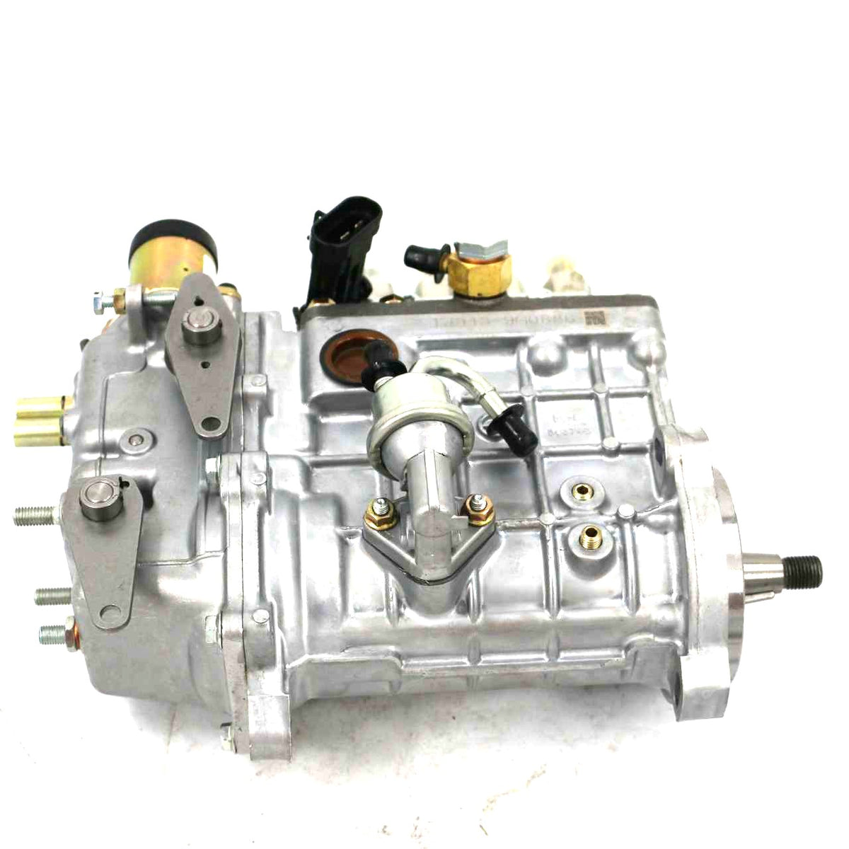 BOBCAT ­-­ 6698588 ­-­ FUEL INJECTION PUMP – Iron Wing Parts