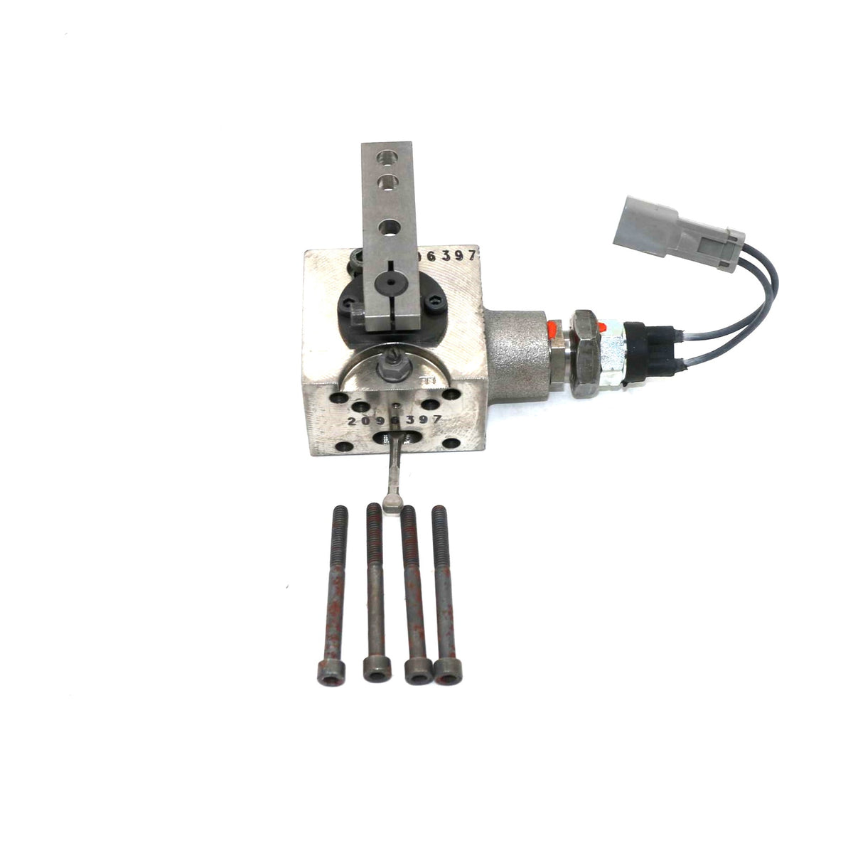 DYNAPAC ­-­ 4700950577 ­-­ CONTROL UNIT_HYD PUMP – Iron Wing Parts