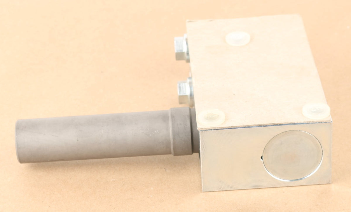 HAWE ­-­ H-16-SK7957 ­-­ HYDRAULIC HAND PUMP – Iron Wing Parts