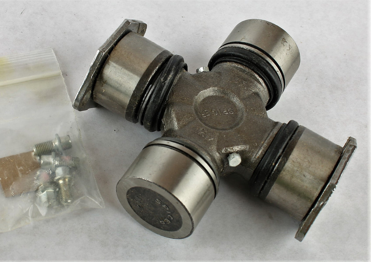 DANA SPICER ­-­ 5001247 ­-­ UNIVERSAL JOINT – Iron Wing Parts