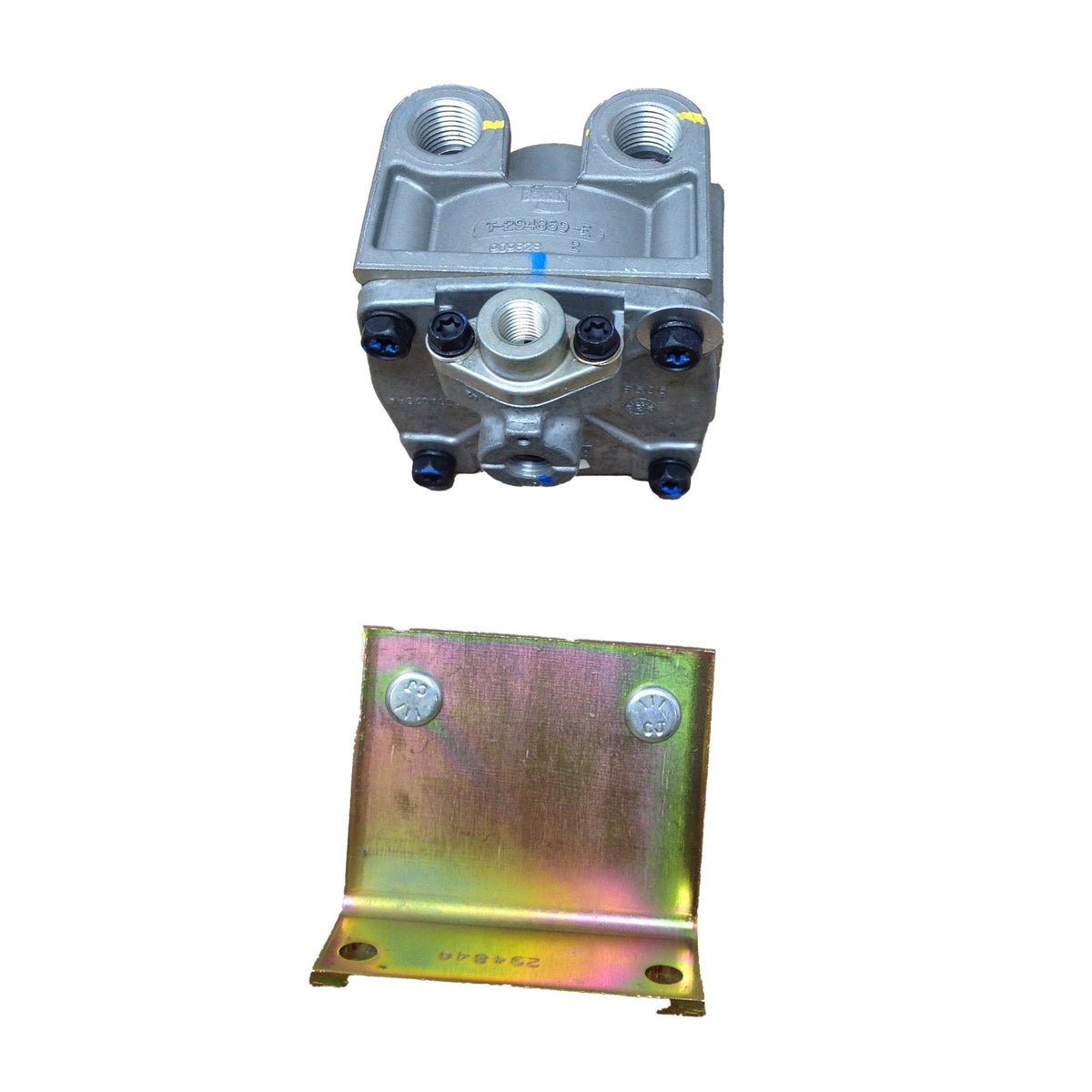 BENDIX ­-­ 800479 ­-­ R-12DC AIR BRAKE RELAY VALVE – Iron Wing Parts