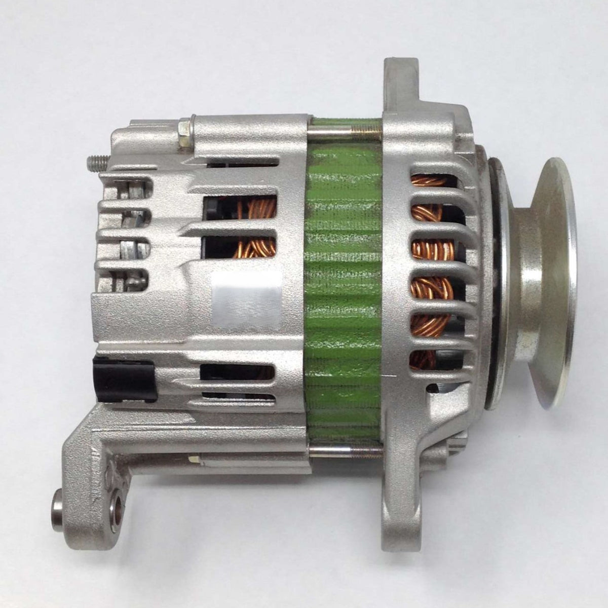 HITACHI ­-­ LR150-715B ­-­ ALTERNATOR 12V – Iron Wing Parts
