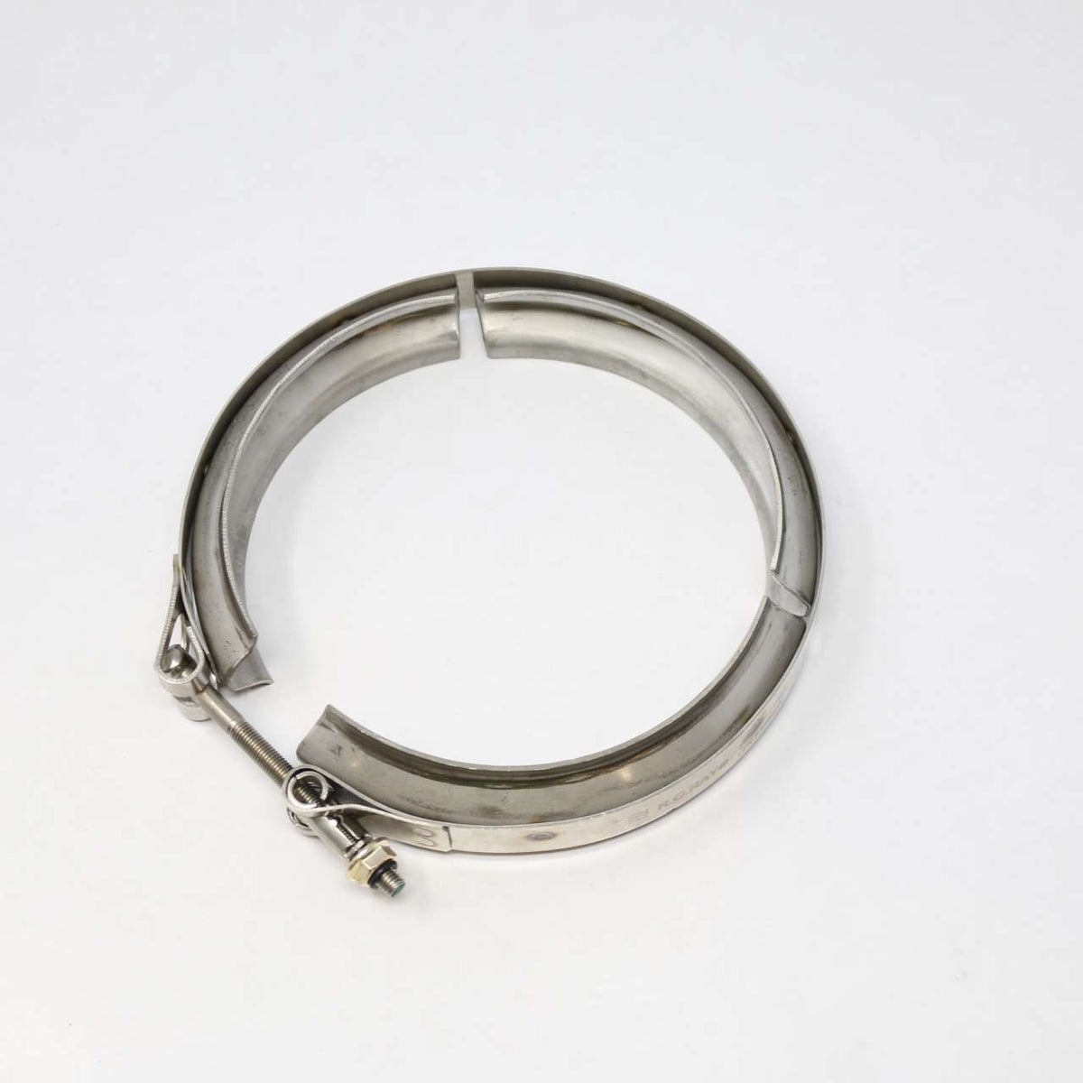 PACCAR ­-­ 5304600CUM ­-­ CLAMP V BAND – Iron Wing Parts
