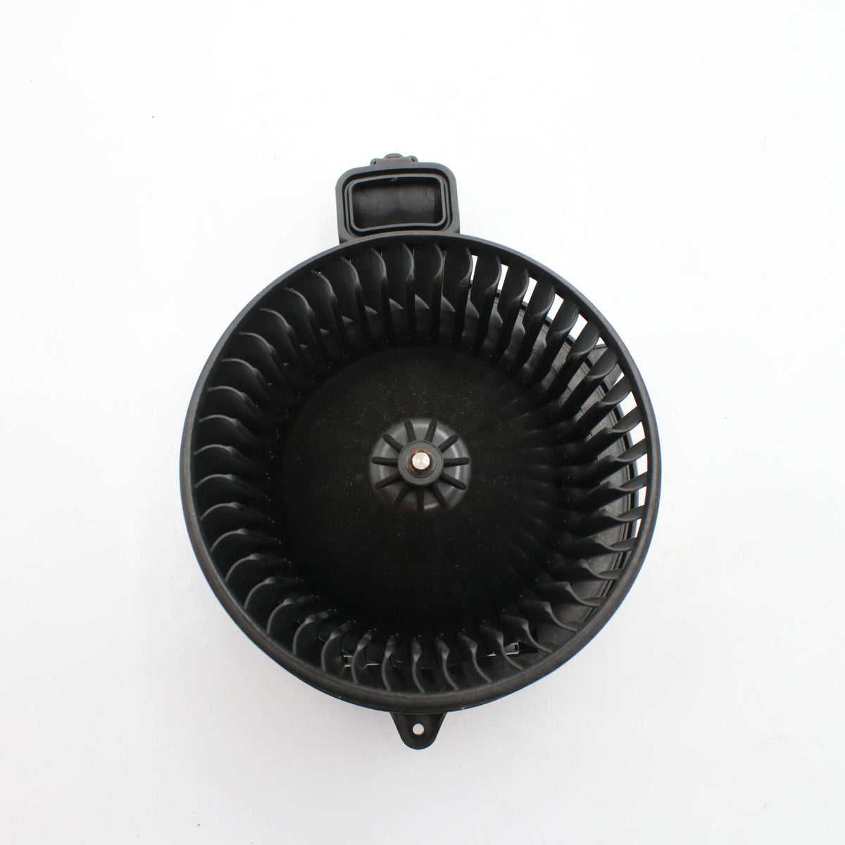 PACCAR ­-­ CR705002 ­-­ HEATER BLOWER MOTOR – Iron Wing Parts