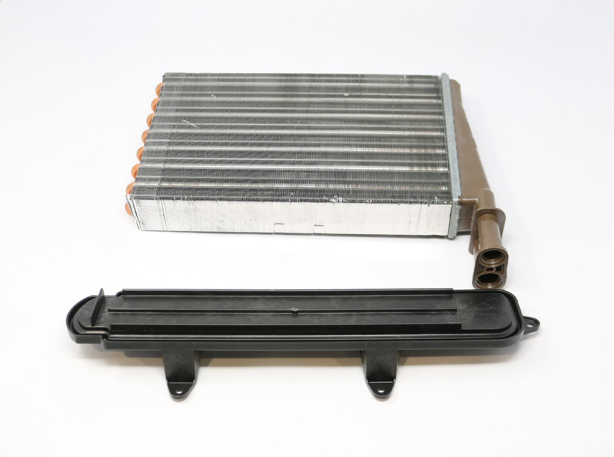 FREIGHTLINER TRUCK (DAIMLER) ­-­ VCC T1001837R ­-­ HEATER CORE(P100E-H ...