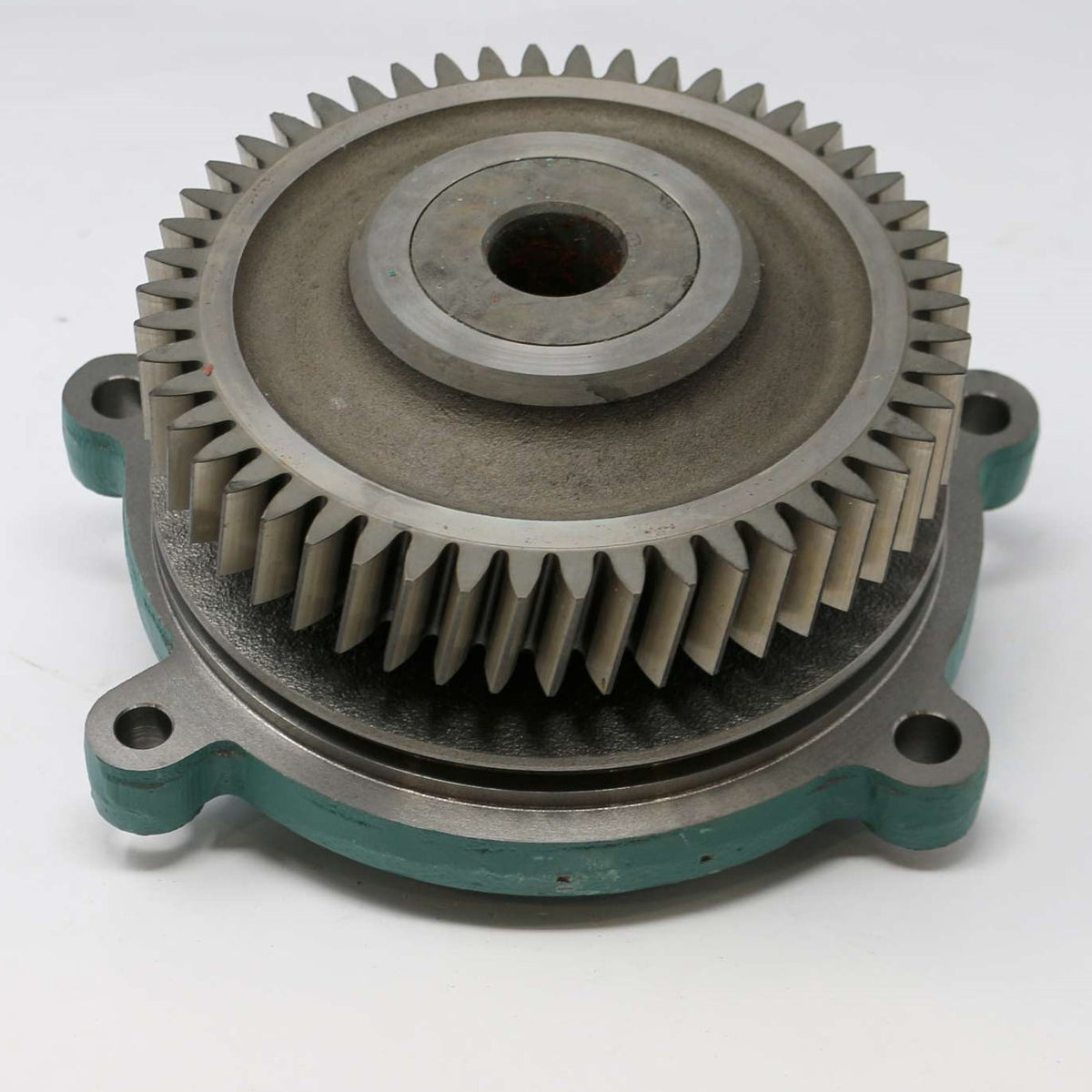 VOLVO PENTA ­-­ 17428870 ­-­ BEARING HOUSING – Iron Wing Parts