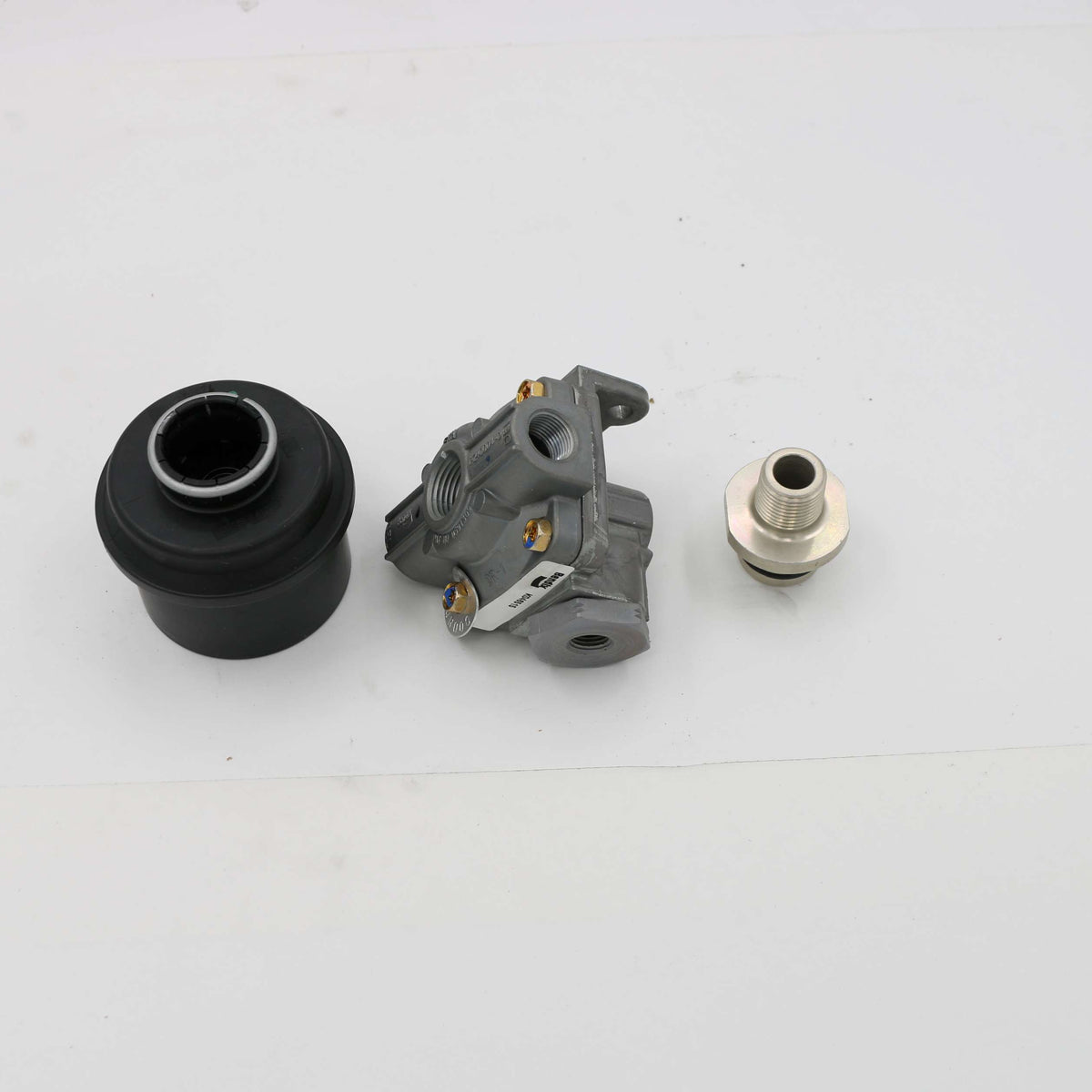 BENDIX ­-­ K046515 ­-­ VALVE QR-1C QUICK RELEASE – Iron Wing Parts