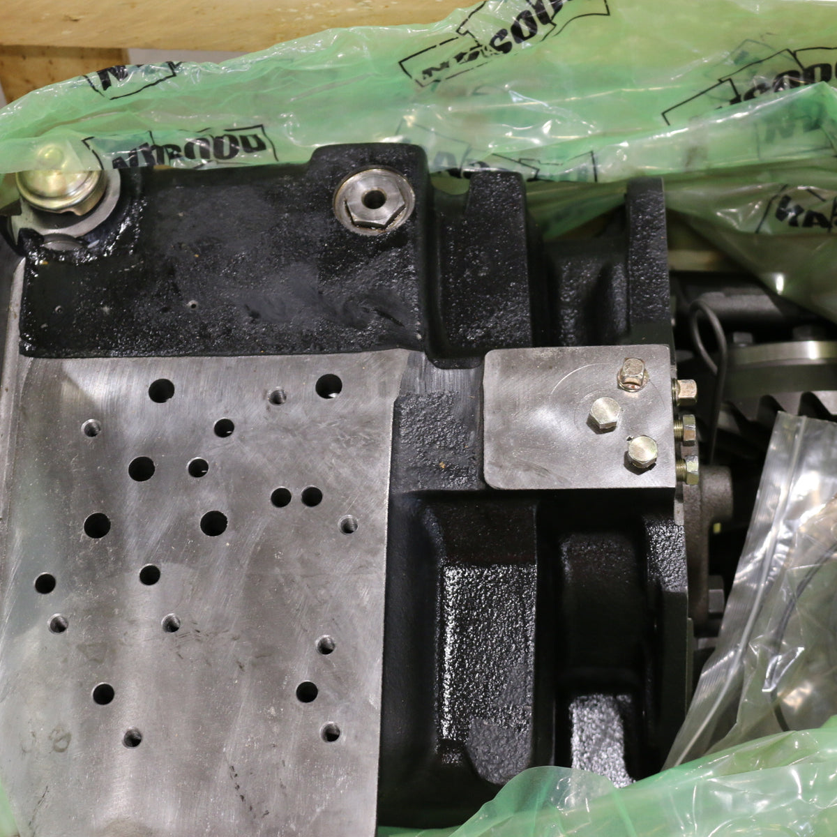 DOOSAN ­-­ A273371 ­-­ TRANSMISSION ASSY;POWER TRANSM – Iron Wing Parts