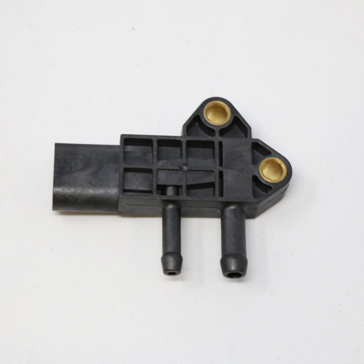 IWS ­-­ 37-14098 ­-­ DPF PRESSURE SENSOR – Iron Wing Parts
