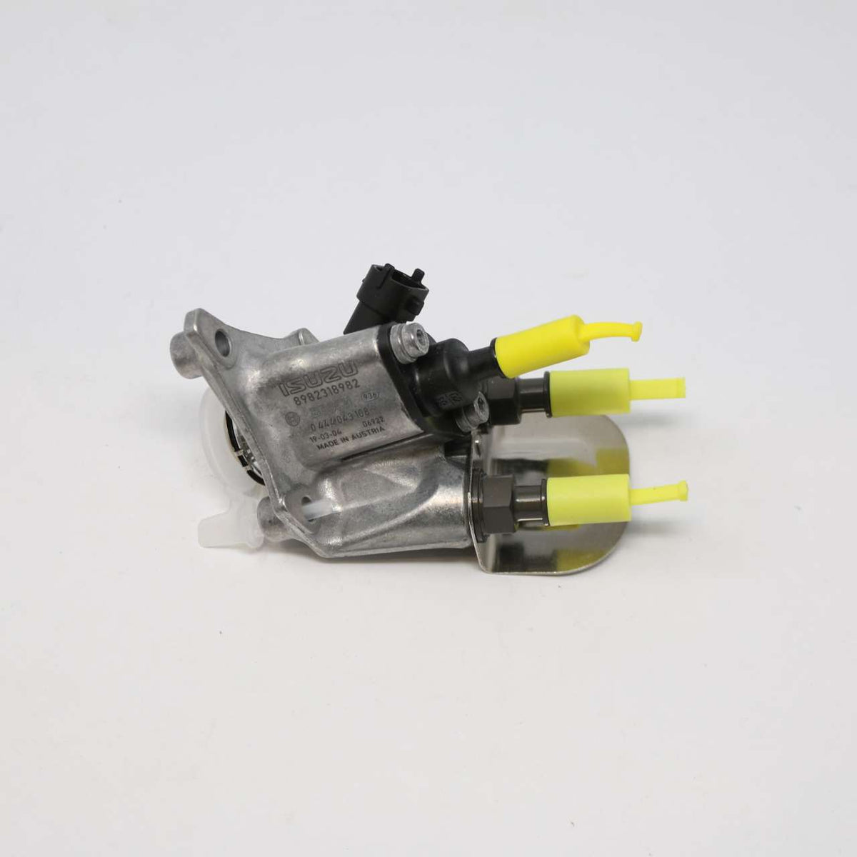 ISUZU ­-­ 8-98231-898-2 ­-­ DOSING INJECTOR – Iron Wing Parts