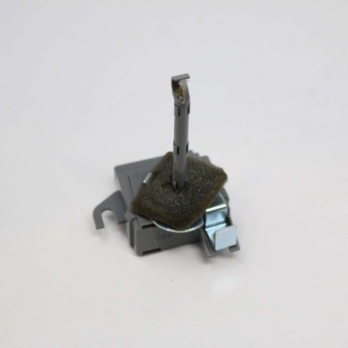 BEHR HELLA ­-­ B8882 ­-­ CONTROL SOLENOID – Iron Wing Parts
