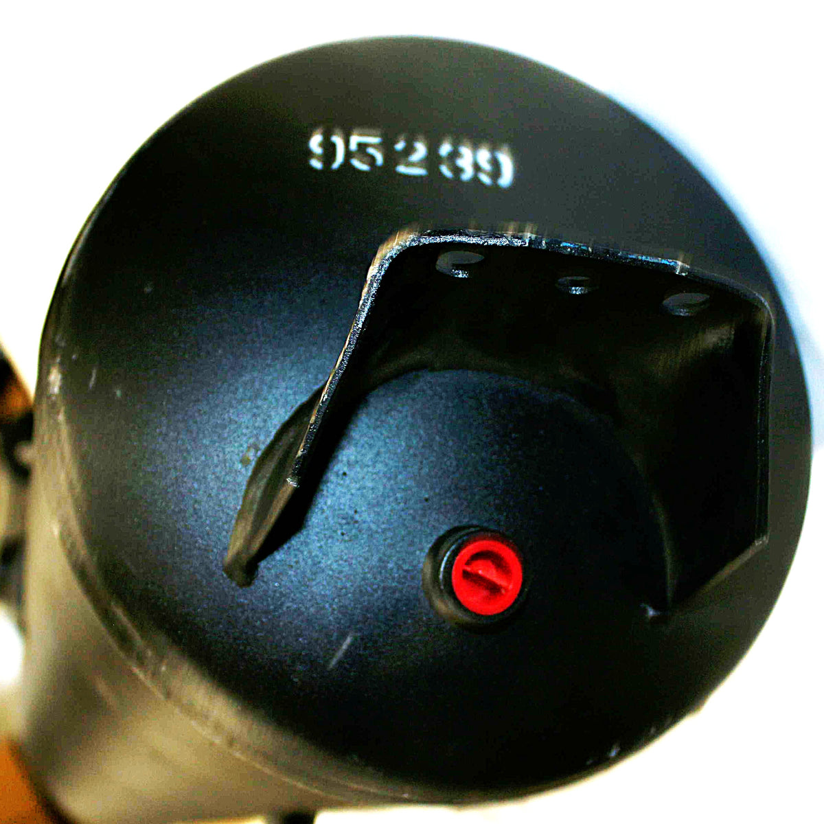 HOOSIER TANK ­-­ HT-95239 ­-­ TANK AIR 49IN 9.5IN DIA 3 PORTS – Iron ...
