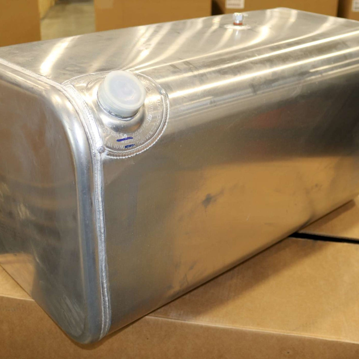 FREIGHTLINER TRUCK (DAIMLER) ­-­ A03-41137-203 ­-­ FUEL TANK – Iron ...